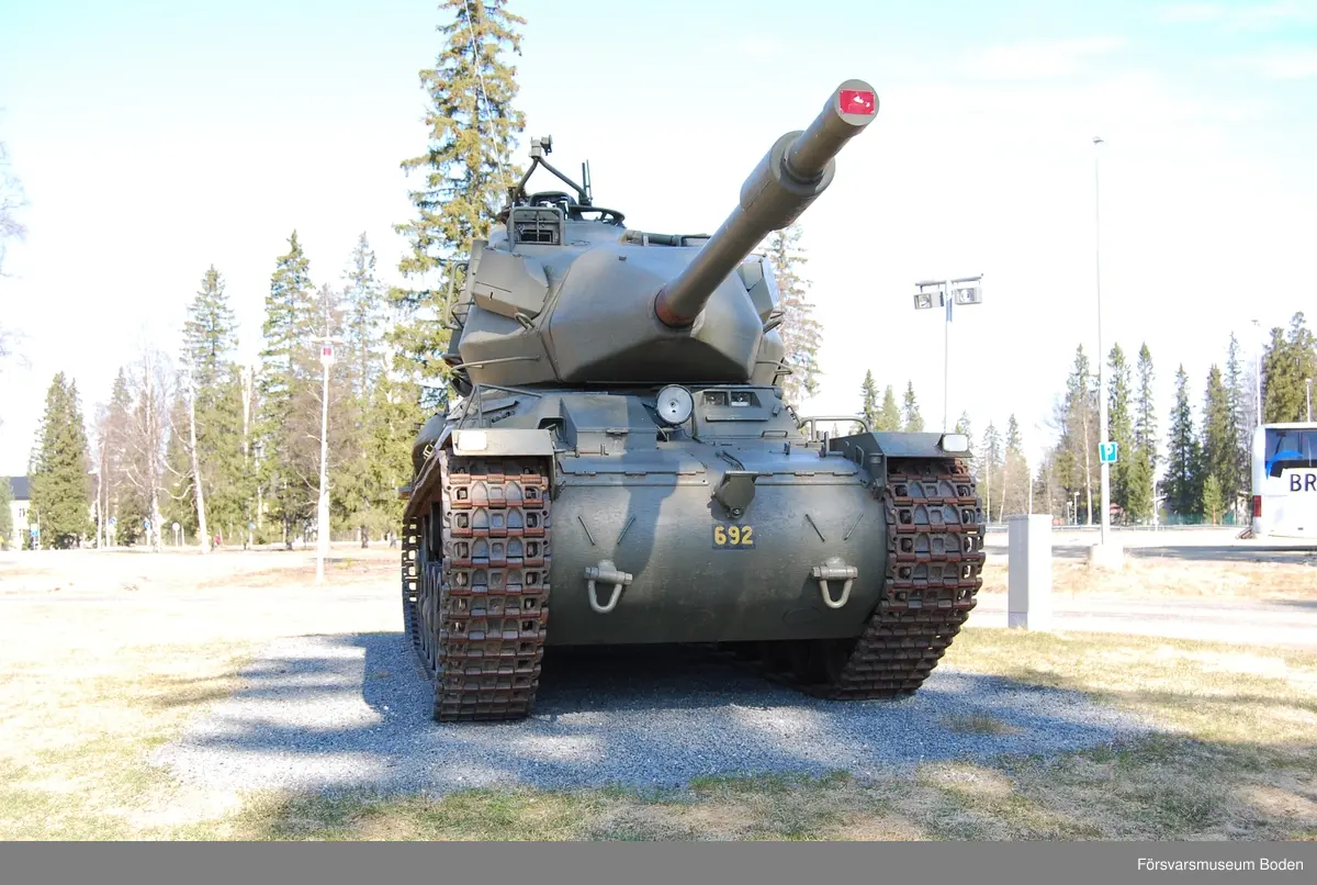 Stridsvagn 74 H - Försvarsmuseum Boden / DigitaltMuseum