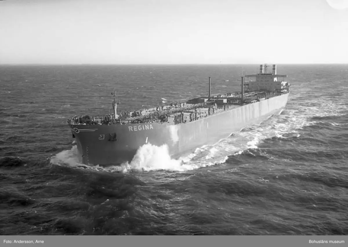 T/T Regina DWT. 232.600 Rederi H. E. Hansen-Tangen, Kristiansand Norge ...