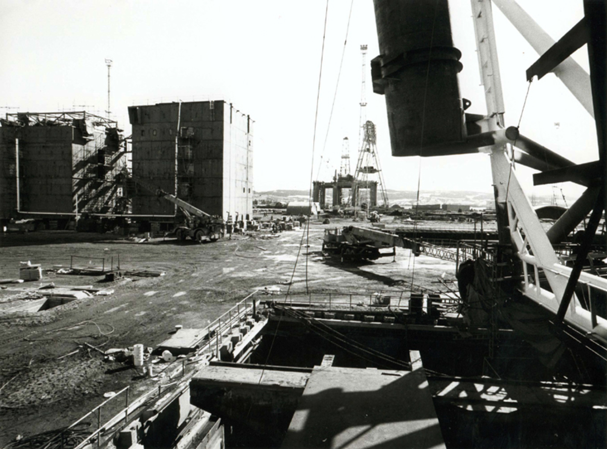 Bygging av moduler til Ekofisk 2/4 H ved Aker Verdal. - Norsk ...